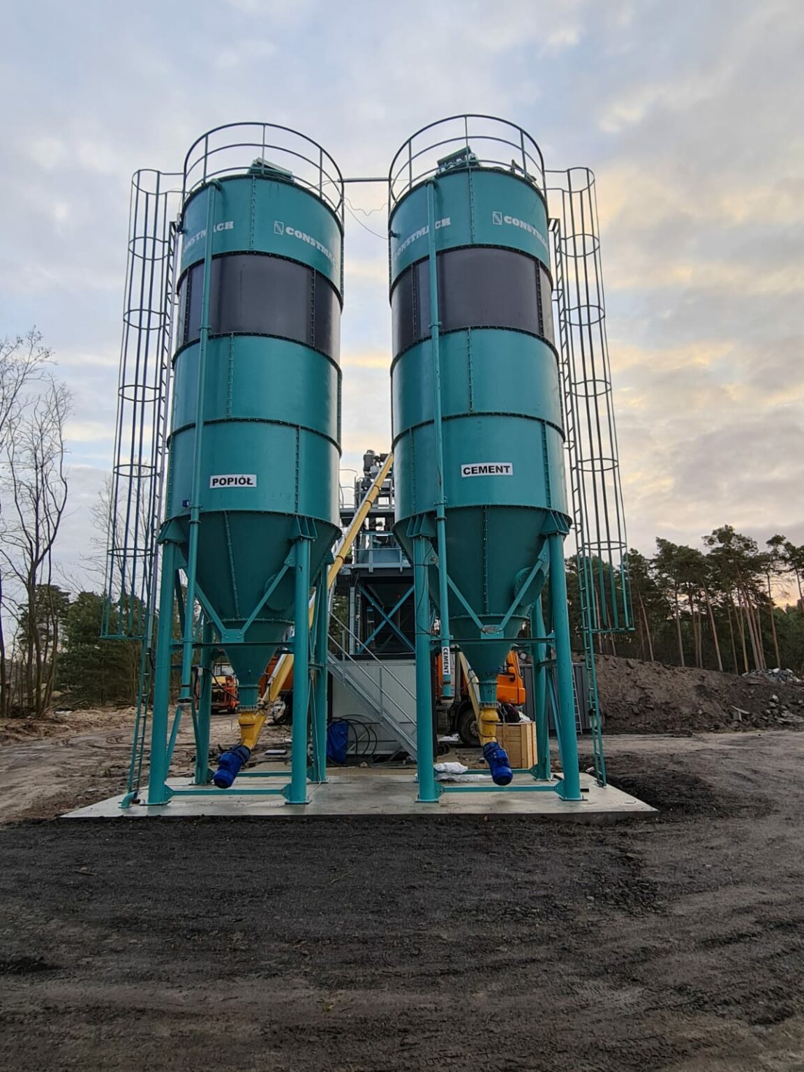 CEMENT SILOS - Armcon